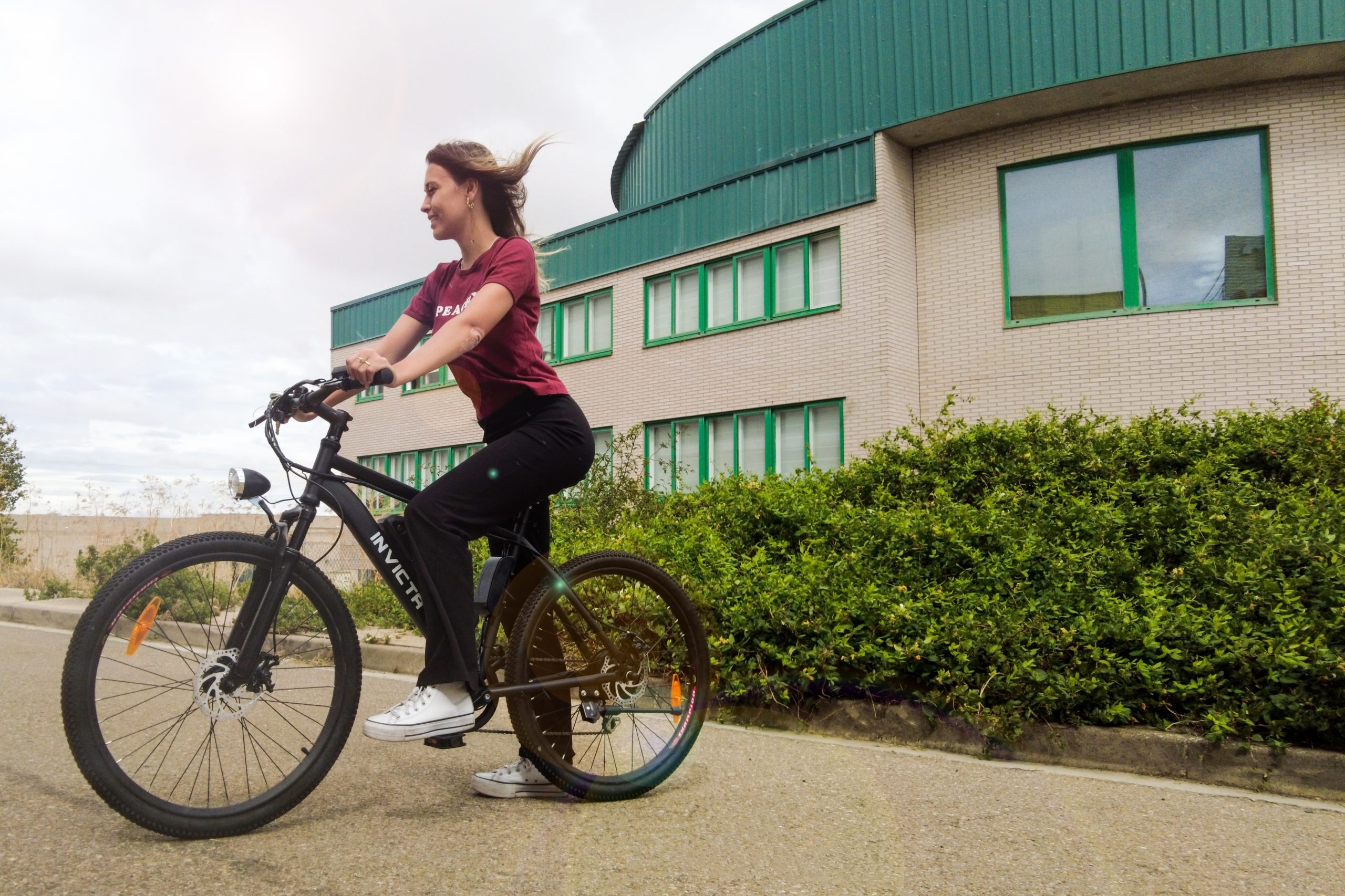 Invicta presenta su e-bike TROKY - Lifestyle Motor